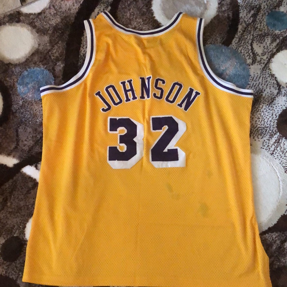 Throwback Magic Johnson Mitchell And Ness Jersey - Gem